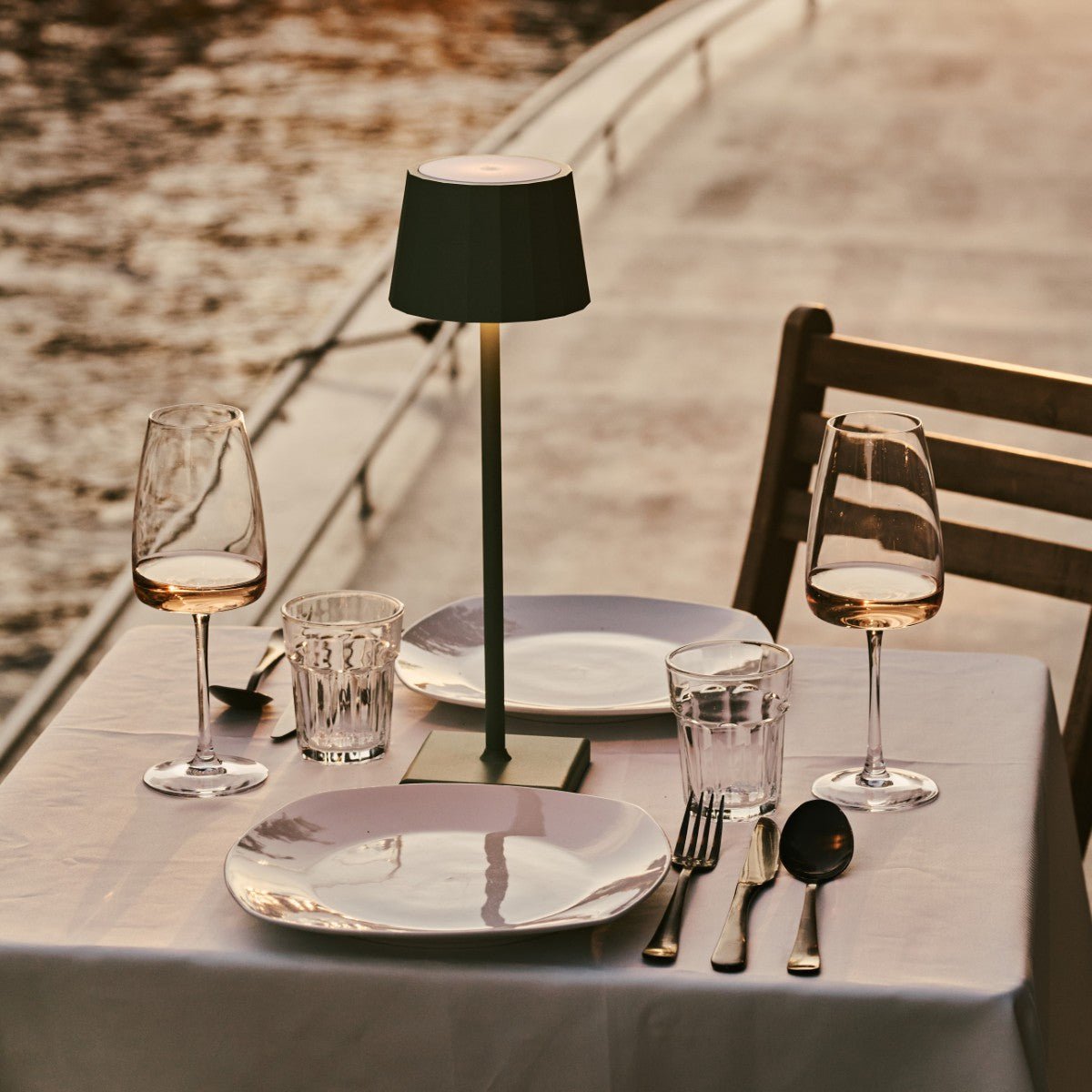 Combi Set Professional - 8 lampes de table rechargeables Wouter Vert ...