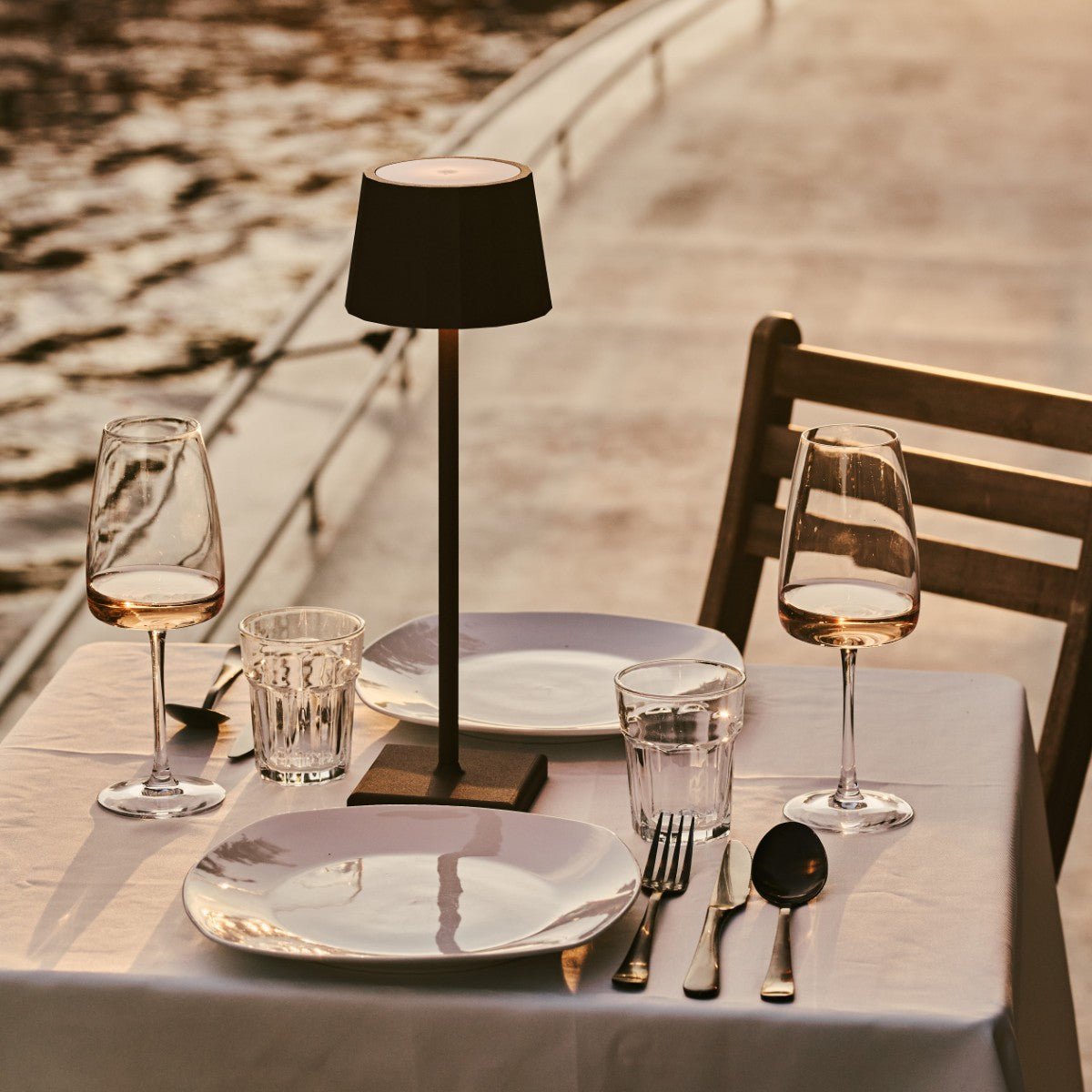 Combi Set Professional – 8 lampes de table rechargeables Wouter Mocha ...