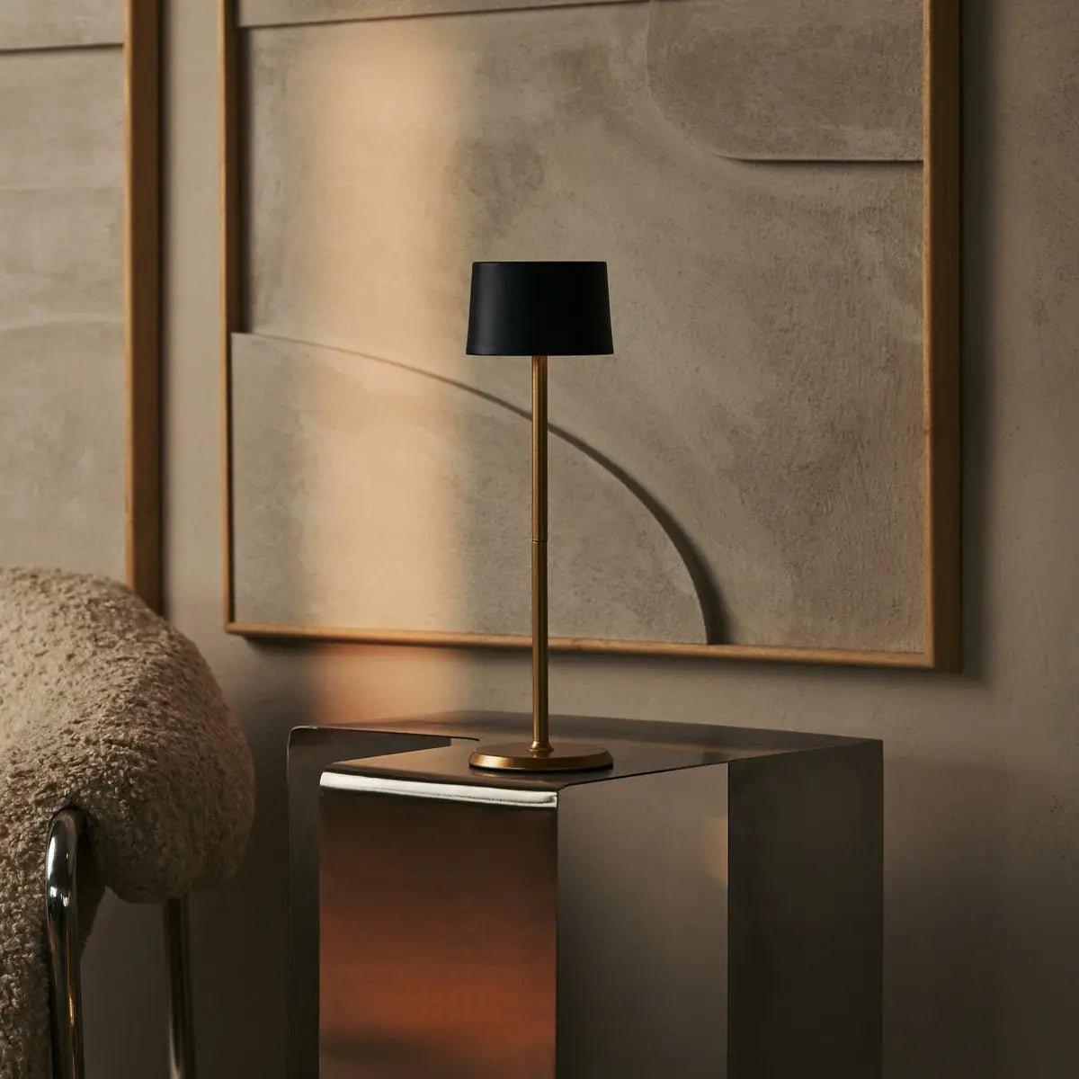 Lampe de table rechargeable David Black & Gold – Candle Concept
